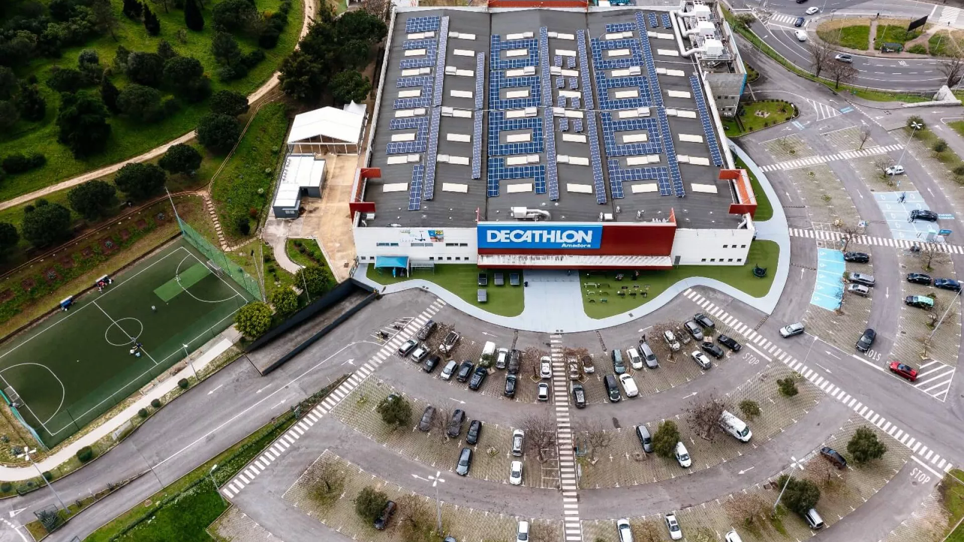 EDP now offers electric charging solutions in Decathlon stores | edp